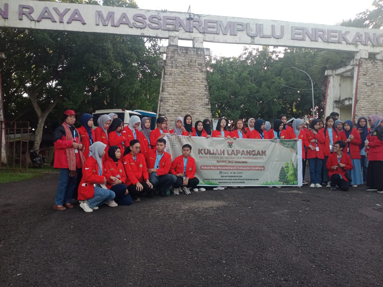 Kebun Raya Nuansa Rekreatif Sebagai Ruang Untuk Wisata Sehat ...